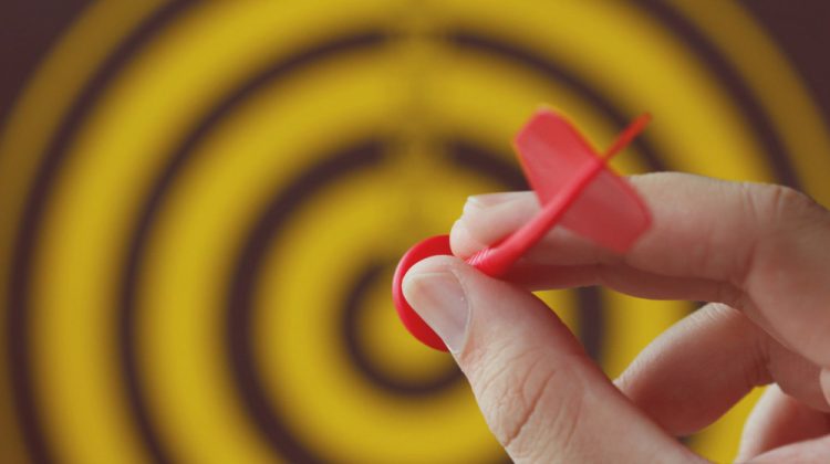 How to Throw Darts: The Only Complete Guide You Need to Know!